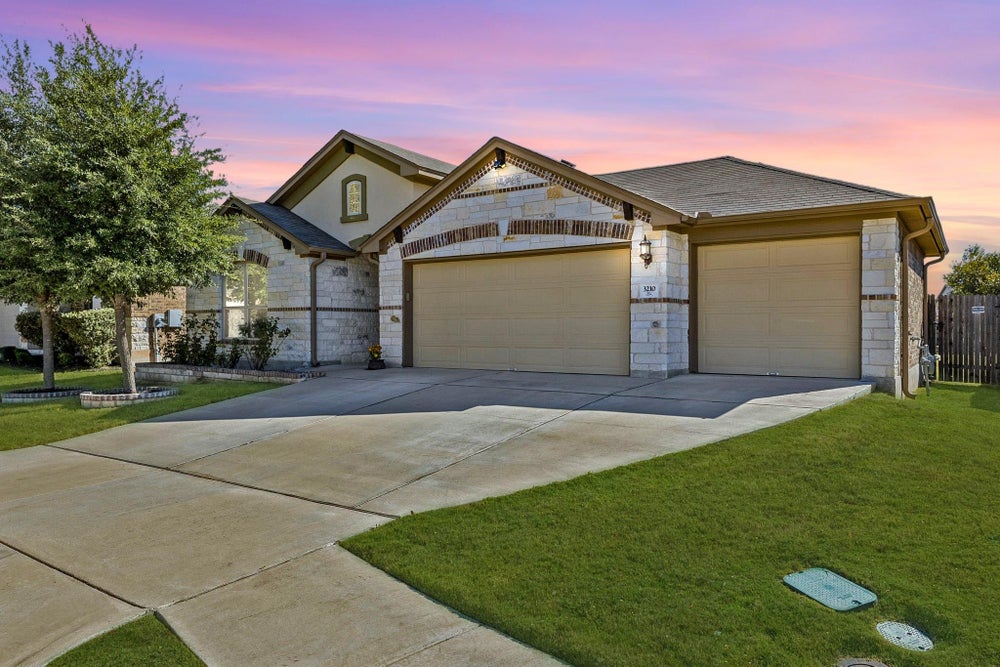 3210 Jacob Ln, San Marcos, TX 78666 - MLS# 8969683 - Coldwell Banker