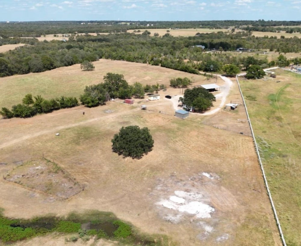 222 Powell Ln, Elgin, TX 78621 - MLS# 9143443 - Coldwell Banker