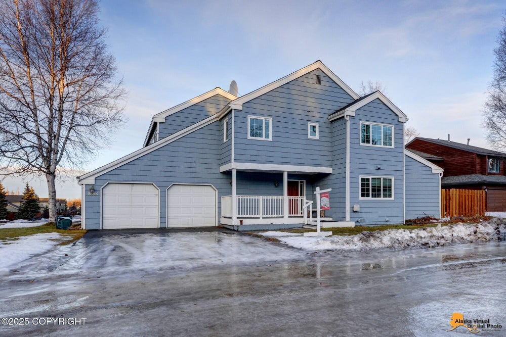 10561 Jamestown Drive, Anchorage, AK 99507 - MLS# 25-519 - Coldwell Banker