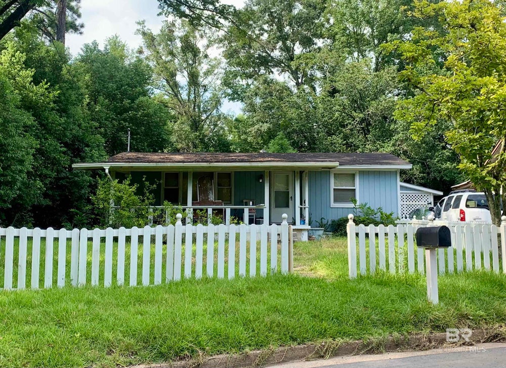 4068 Pringle Drive, Mobile, AL 36618 - MLS# 366809 - Coldwell Banker