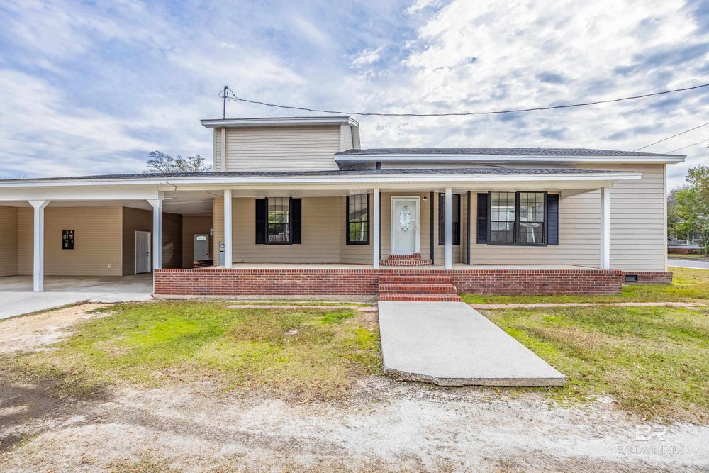 315 E Horner Street, Atmore, AL 36502 - MLS# 372876 - Coldwell Banker