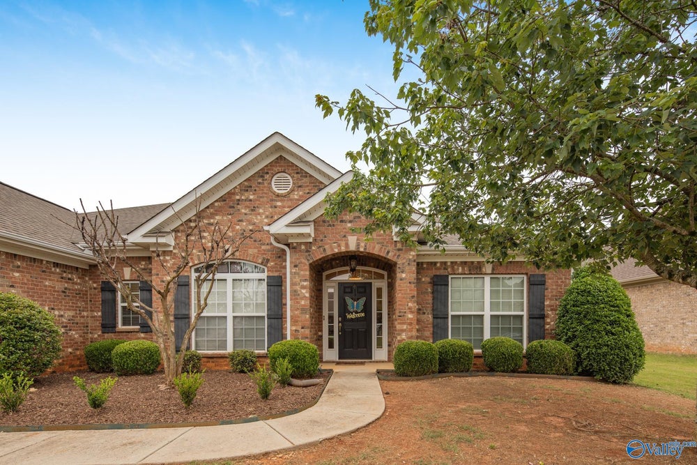 107 Timbercove Circle Sw, Madison, AL 35756 - MLS# 1835716 - Coldwell ...