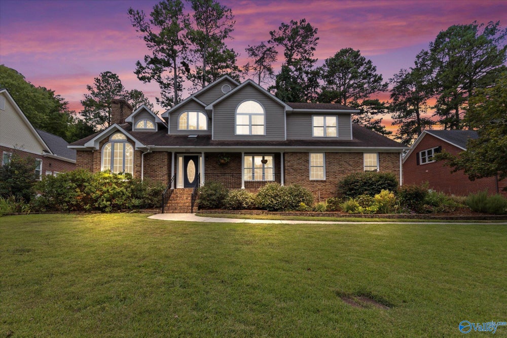 1211 Shadow Ridge Drive Se, Huntsville, AL 35803 - MLS# 21870797 ...