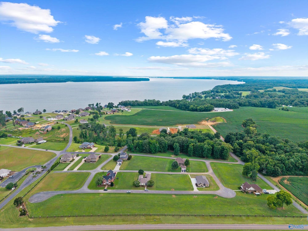 13651 Pipers Square, Athens, AL 35611 - MLS# 21893710 - Coldwell Banker