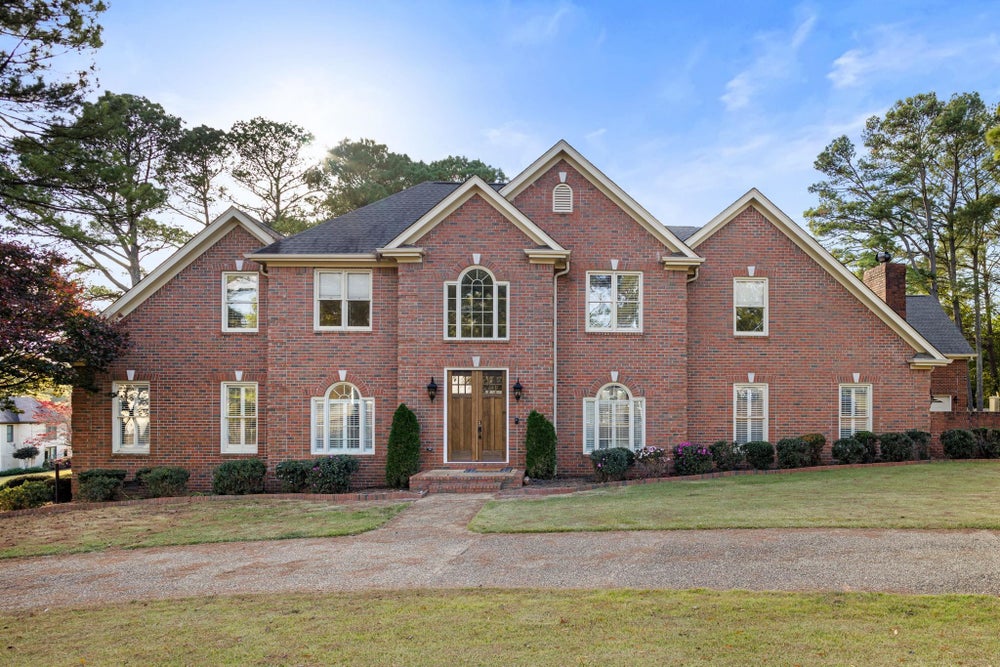 1658 Country Club Dr, Killen, AL 35645 - MLS# 522158 - Coldwell Banker