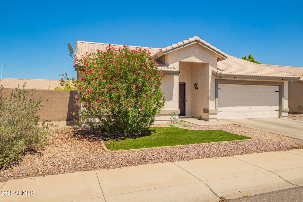 1203 S Anvil Place, Chandler, AZ 85286 - MLS# 6892329 - Coldwell Banker