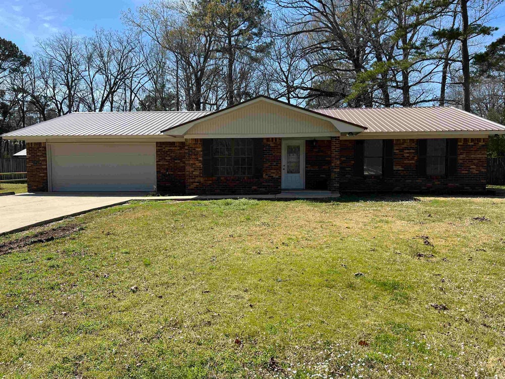 1324 Mockingbird, White Hall, AR 71602 - MLS# 22009810 - Coldwell Banker