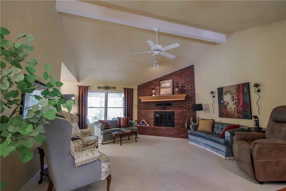 1 Aldridge Lane, Bella Vista, AR 72715 - MLS# 1279793 - Coldwell Banker