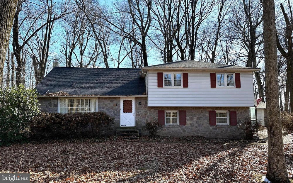 1111 Sandy Ridge Rd, Doylestown, PA 18901 - MLS# PABU2063056 - Coldwell ...