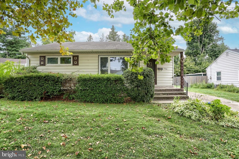 1700 Sherwood Rd, New Cumberland, PA 17070 - MLS# PACB2023832 ...