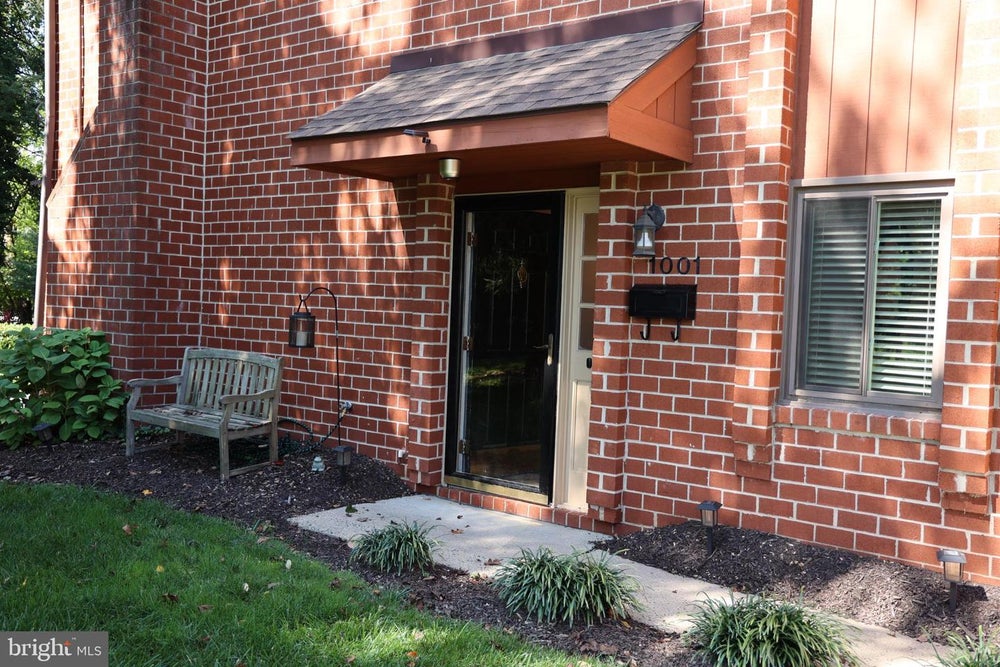 1001 Worthington Dr #1001, Exton, PA 19341 - MLS# PACT2110472 ...