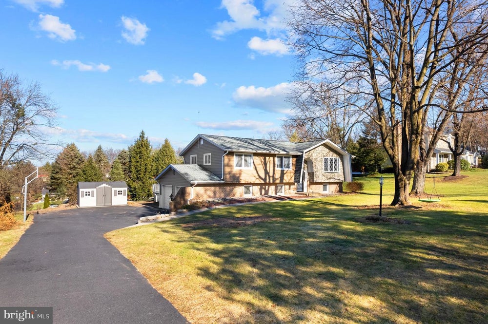 1507 Westview Dr, Coopersburg, PA 18036 - MLS# PALH2007498 - Coldwell ...