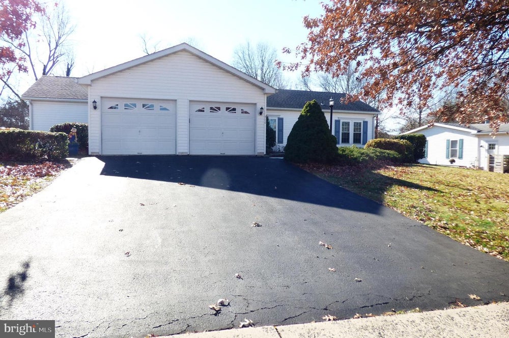 320 W 4th St, Red Hill, PA 18076 - MLS# PAMC2162486 - Coldwell Banker