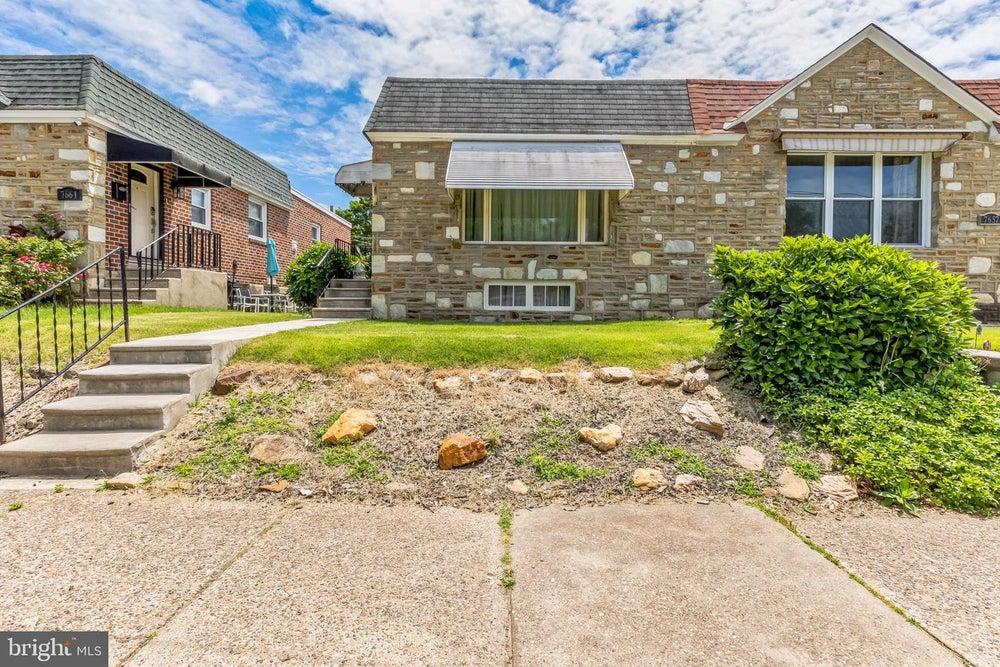 7659 Fillmore St, Philadelphia, PA 19111 - MLS# PAPH2360010 - Coldwell ...