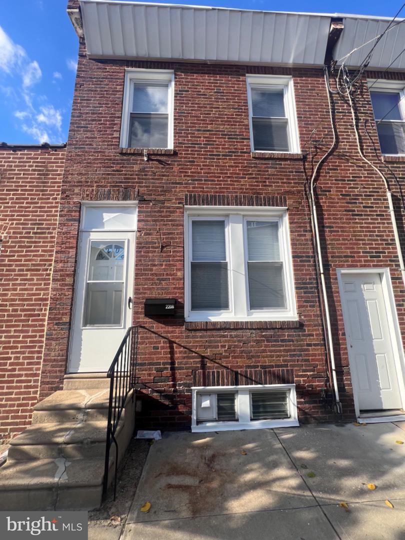 2208 Gaul St, Philadelphia, PA 19125 - MLS# PAPH2556126 - Coldwell Banker