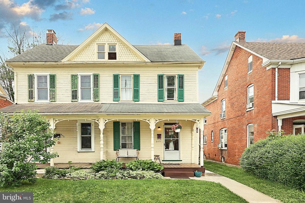 223 Centennial Ave, Hanover, PA 17331 - MLS# PAYK2082416 - Coldwell Banker