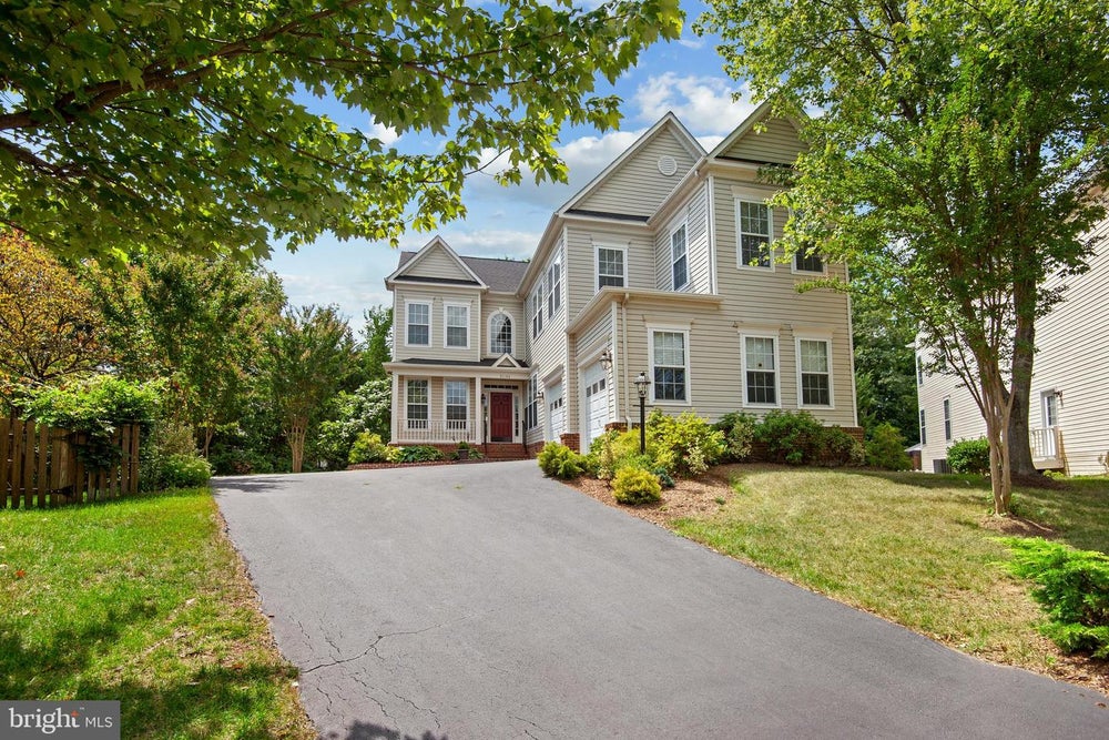 21860 Westdale Ct, Broadlands, VA 20148 - MLS# VALO2055040 - Coldwell ...