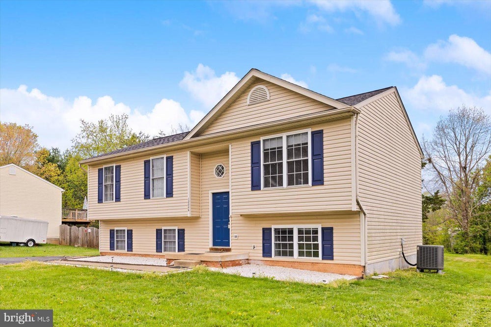 12006 Falcon Ridge Dr, Fredericksburg, VA 22407 - MLS# VASP2032170 ...