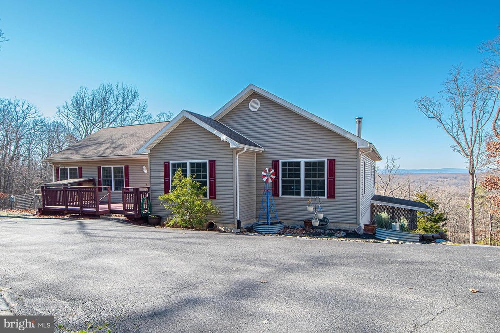 283 Rock Ridge Rd, Front Royal, VA 22630 - MLS# VAWR2007052 - Coldwell ...