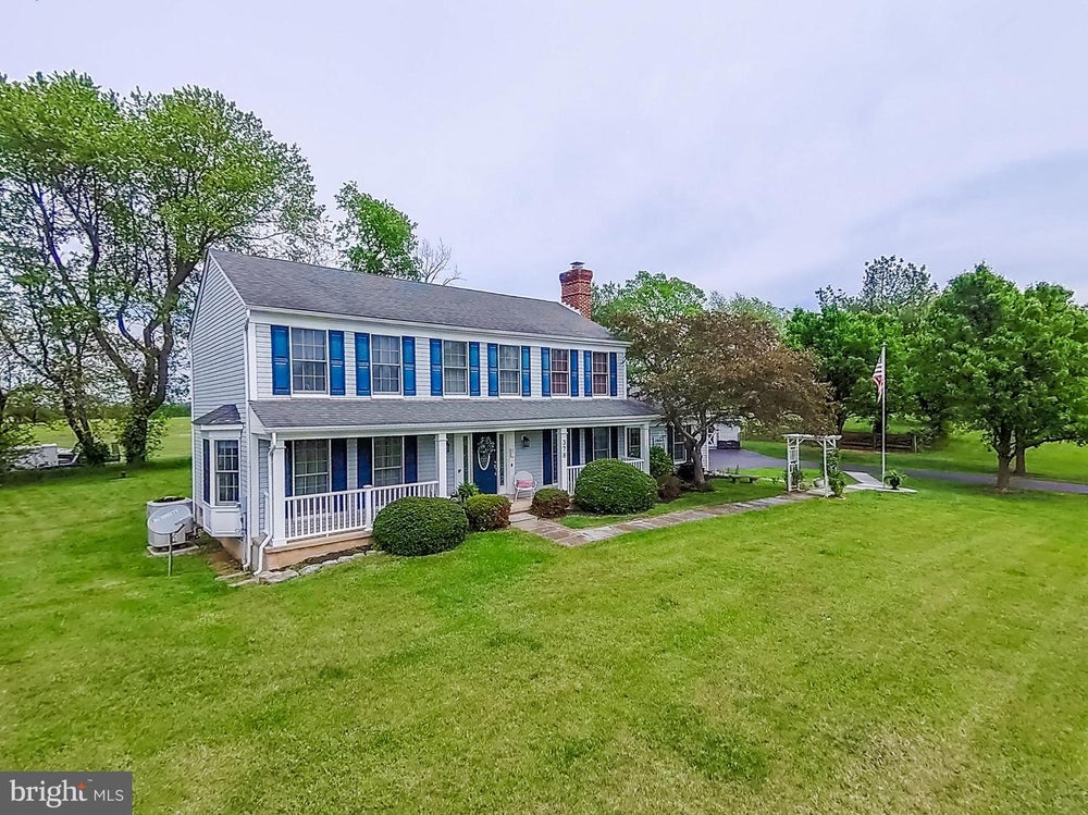 378 Prides Xing, Shenandoah Junction, WV 25442 - MLS# WVJF2011906 ...