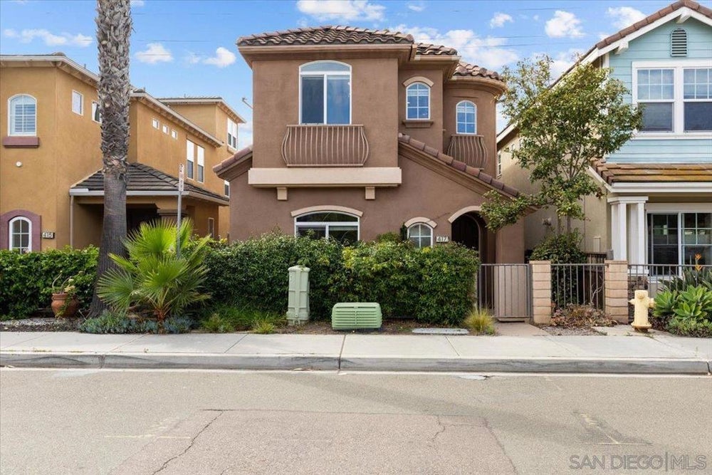 417 N Cedros Ave, Solana Beach, CA 92075 - MLS# 250044124SD - Coldwell ...