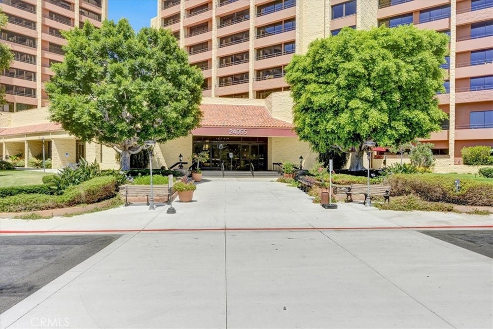 24055 Paseo Del Lago #1263, Laguna Woods, CA 92637 - MLS# OC23145366 ...