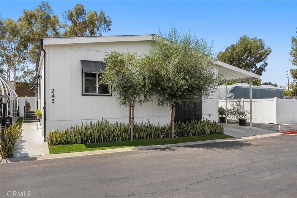 2851 Rolling Hills Drive #243, Fullerton, CA 92835 - MLS# PW25183166 ...