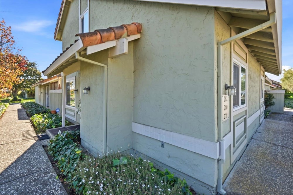 280 Crestview Drive, Watsonville, CA 95076 - MLS# 82032705 - Coldwell ...