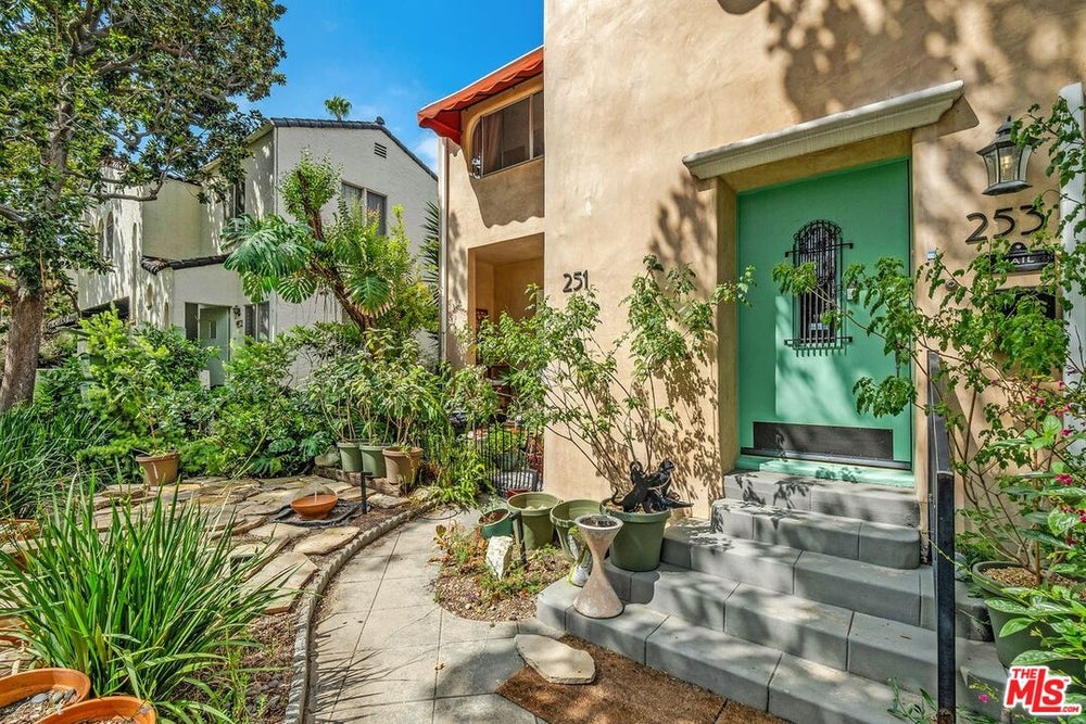 251 N Swall Dr, Beverly Hills, CA 90211 - MLS# 25494475 - Coldwell Banker