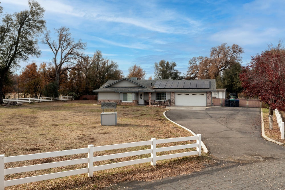 18275 Shelter Haven Court, Cottonwood, CA 96022 - MLS# 24-5181 ...