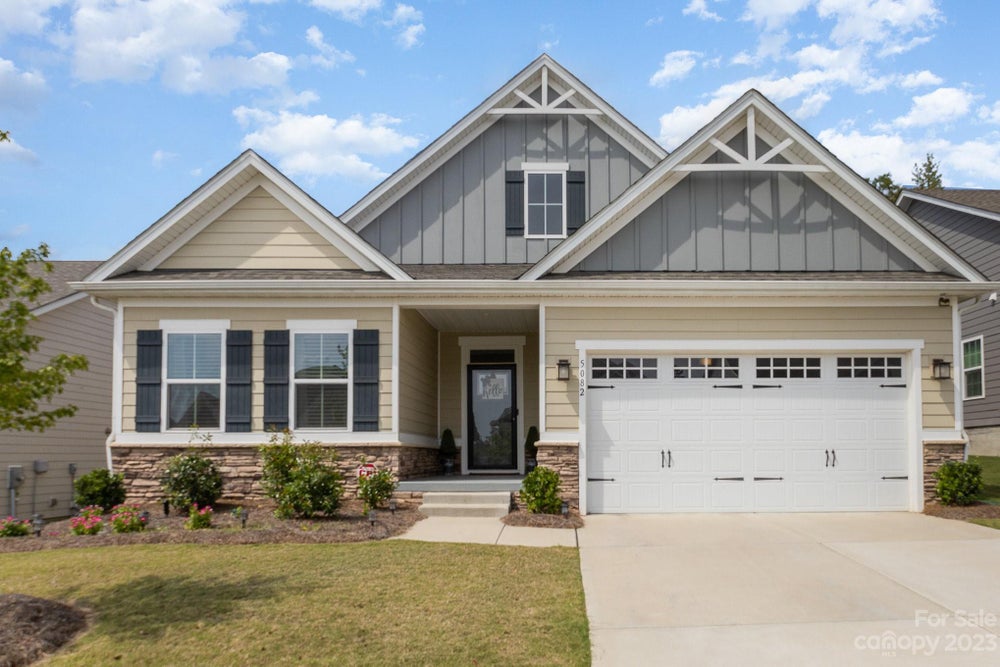5082 Summer Surprise Lane, Charlotte, NC 28215 - MLS# 4060853 ...