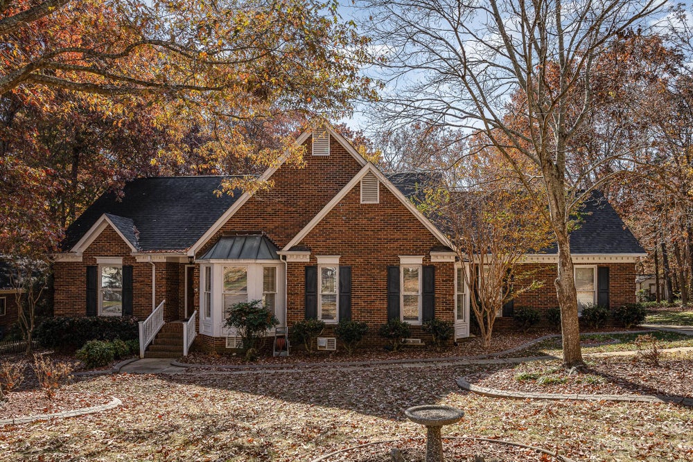 2435 Willowbrook Drive, Matthews, NC 28104 - MLS# 4088651 - Coldwell Banker