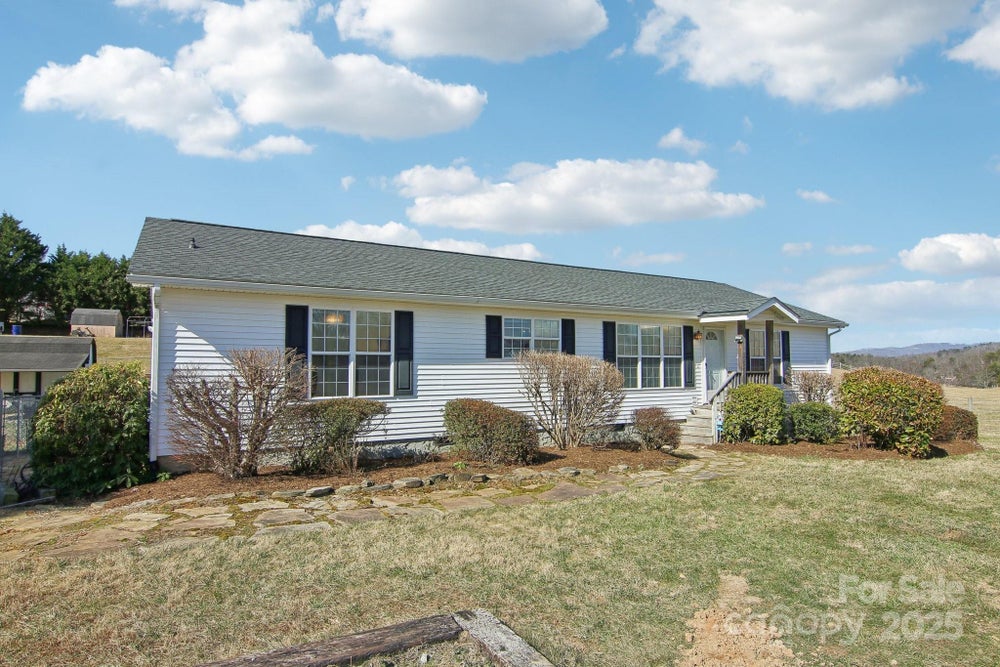 205 Blue House Road, Hendersonville, NC 28792 - MLS# 4226534 - Coldwell ...