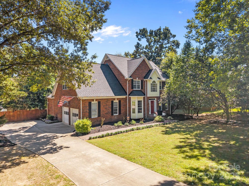 1237 Hawthorne Drive, Indian Trail, NC 28079 - MLS# 4300933 - Coldwell ...
