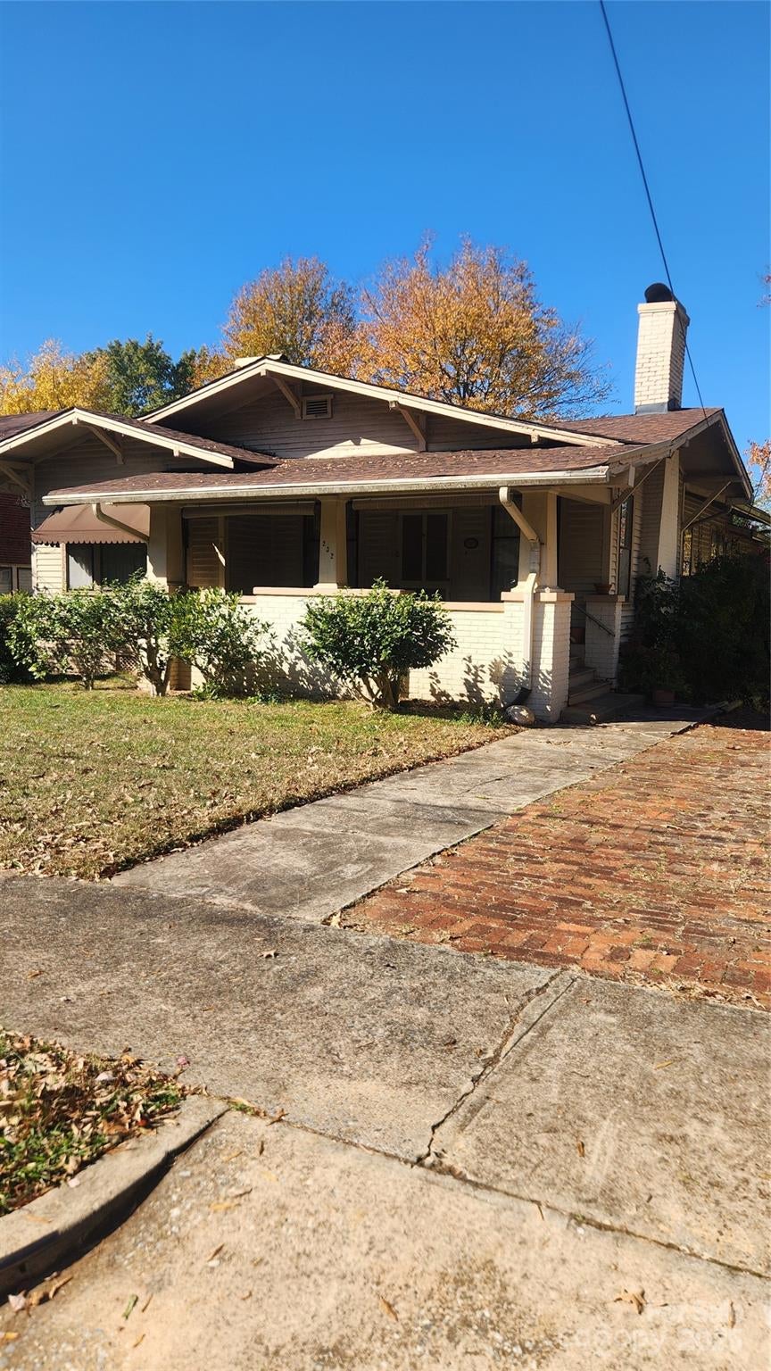 232 5th Street Se, Hickory, NC 28602 - MLS# 4319435 - Coldwell Banker