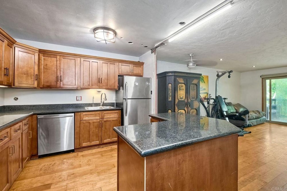 4444 W Point Loma Blvd #63, San Diego, CA 92107 - MLS# NDP2307217 ...