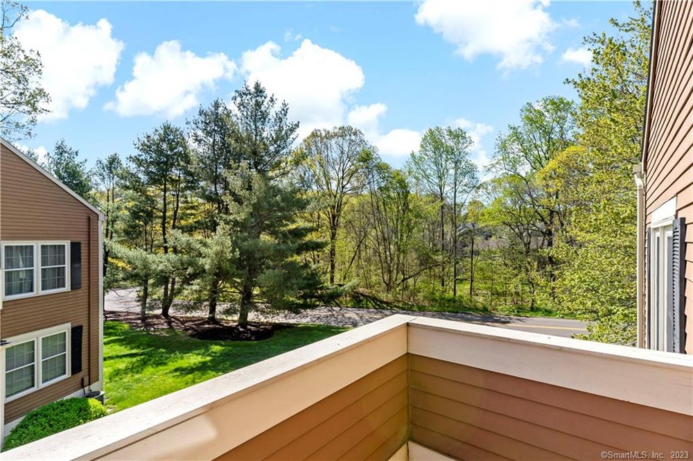 16 Foxbridge Village Road #16, Branford, CT 06405 - MLS# 170568372 ...