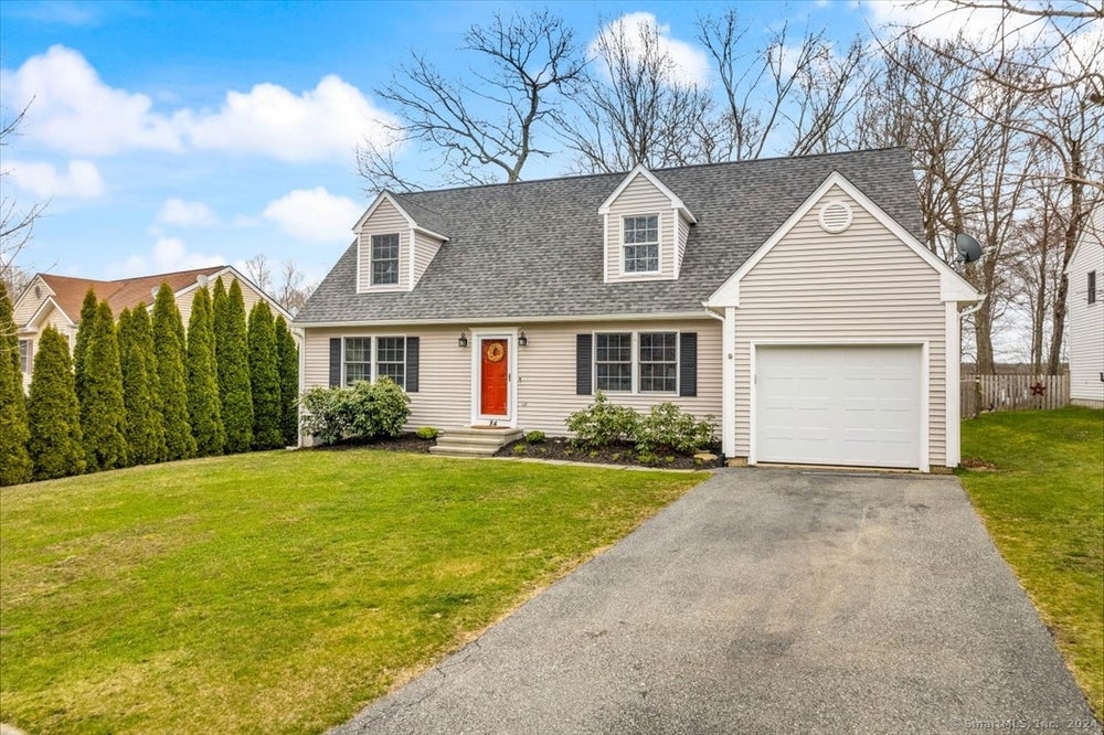 84 Hunting Ridge Drive, Groton, CT 06355 - MLS# 24000168 - Coldwell Banker