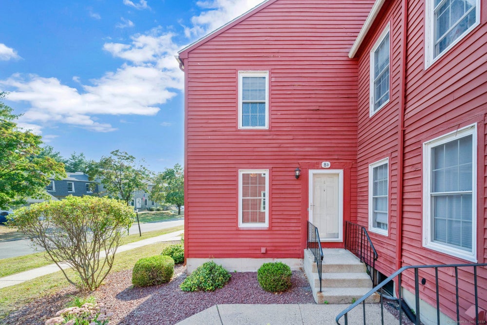 8 Riverview Drive #D, East Windsor, CT 06088 - MLS# 24046459 - Coldwell ...