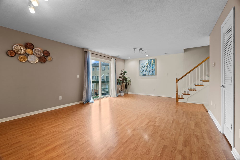 219 South Broad Street #APT N204, Meriden, CT 06450 - MLS# 24082653 ...