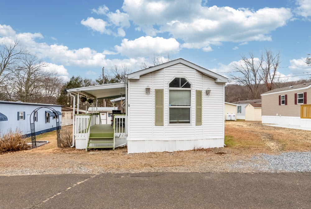 108 Clark Road #TRLR 18, Naugatuck, CT 06770 - MLS# 24111765 - Coldwell ...