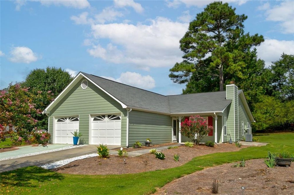 240 Monmouth Drive, Fayetteville, GA 30214 - MLS# 7636462 - Coldwell Banker