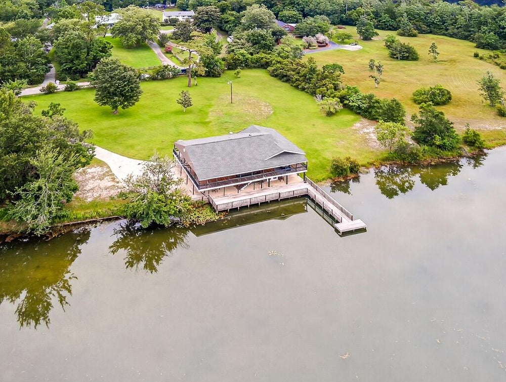 4608 Riley Road, Milton, FL 32583 - MLS# 980227 - Coldwell Banker