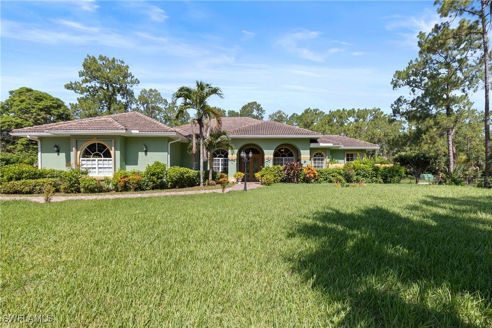 361 Weber Boulevard N, Naples, FL 34120 - MLS# 225062029 - Coldwell Banker