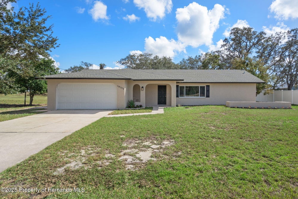 10352 Brentlawn Street, Spring Hill, FL 34608 - MLS# 2256410 - Coldwell ...