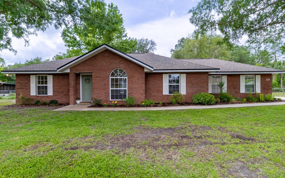 228 SW Story Place, Lake City, FL 32024 - MLS# 127202 - Coldwell Banker