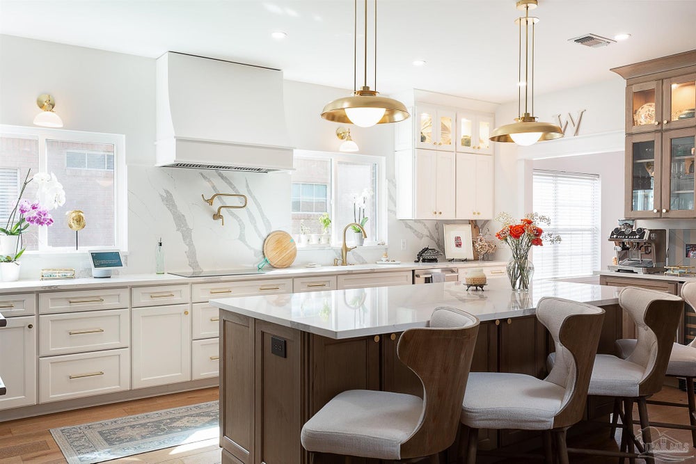 4004 Longwood Cir, Gulf Breeze, FL 32563 - MLS# 632220 - Coldwell Banker