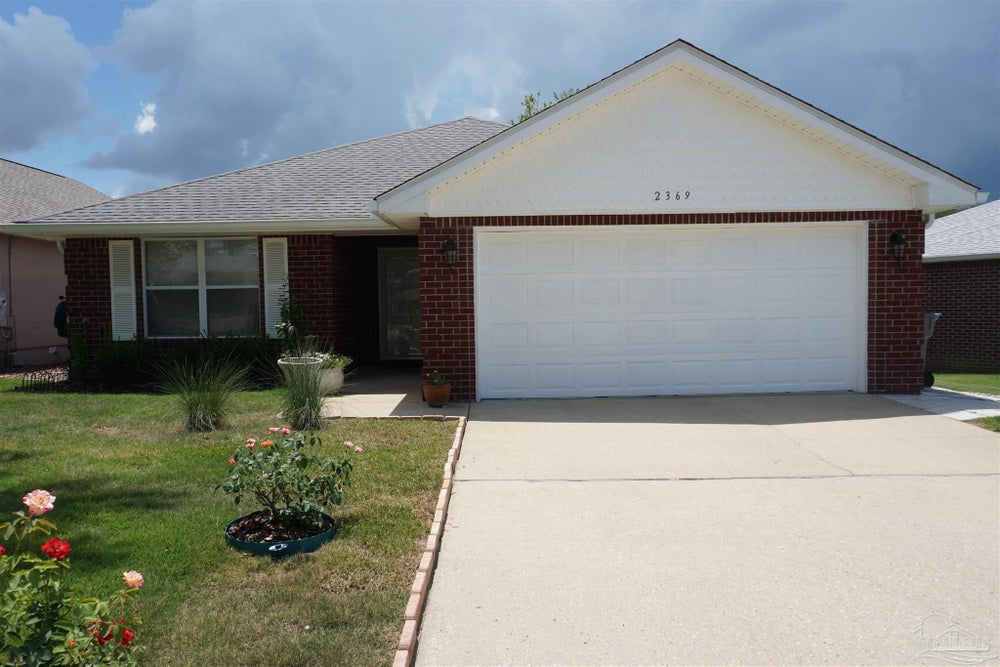 2369 Caddy Shack Ln, Pensacola, FL 32526 - MLS# 667404 - Coldwell Banker