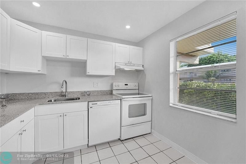 7605 NW 5th Pl #101, Margate, FL 33063 - MLS# F10481101 - Coldwell Banker