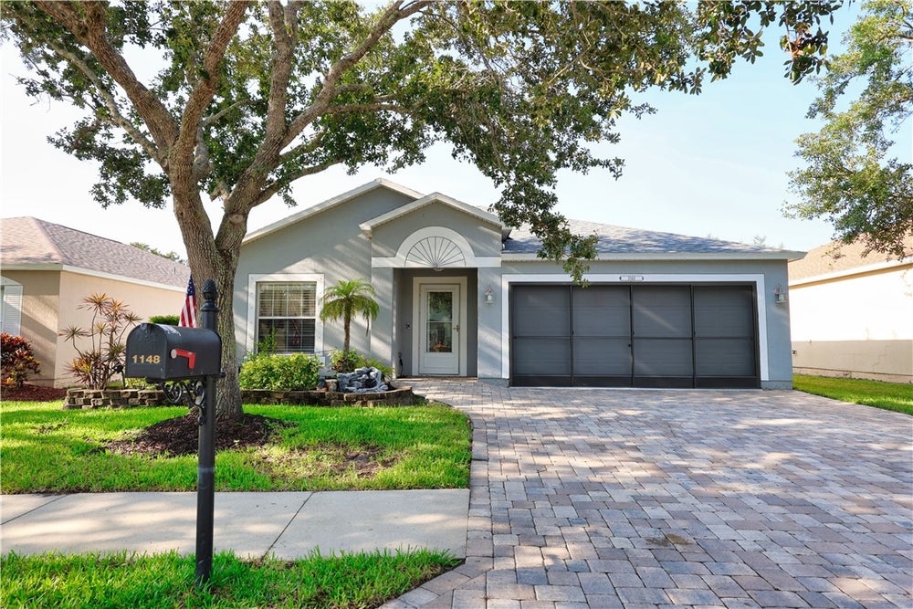 1148 N 13th Square, Vero Beach, FL 32960 - MLS# 289563 - Coldwell Banker